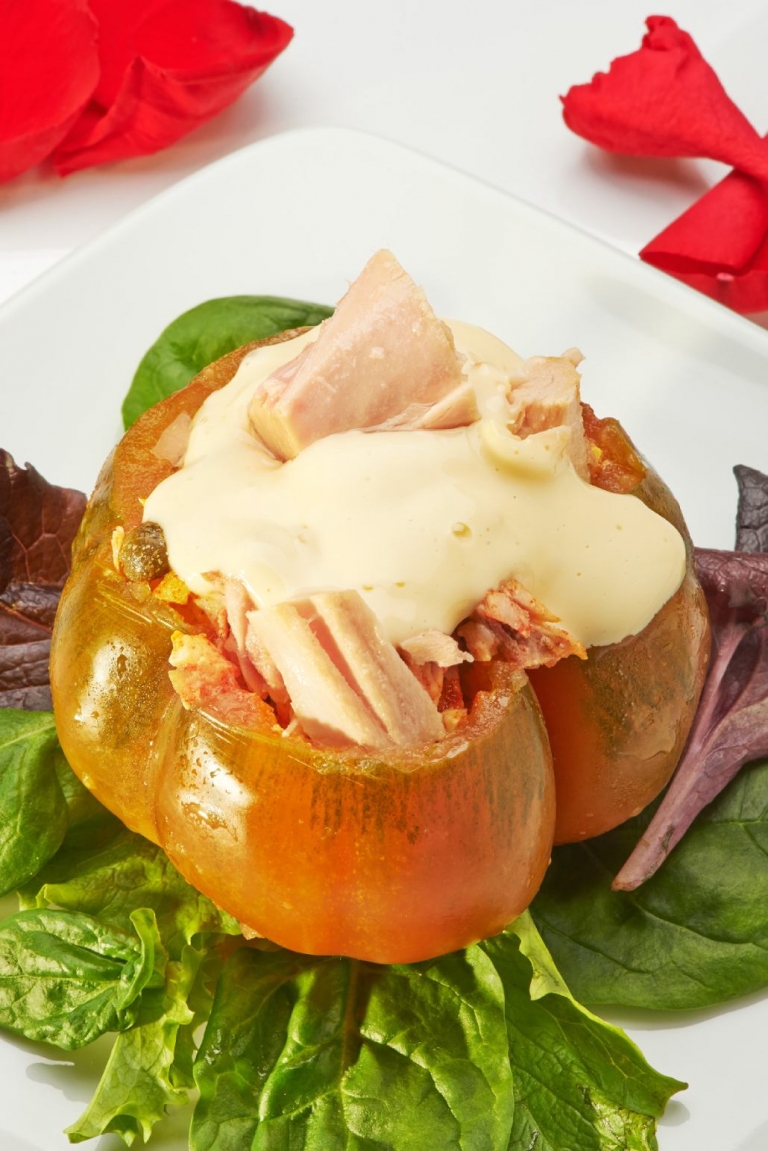 Tomates rellenos de atun: receta muy deliciosa